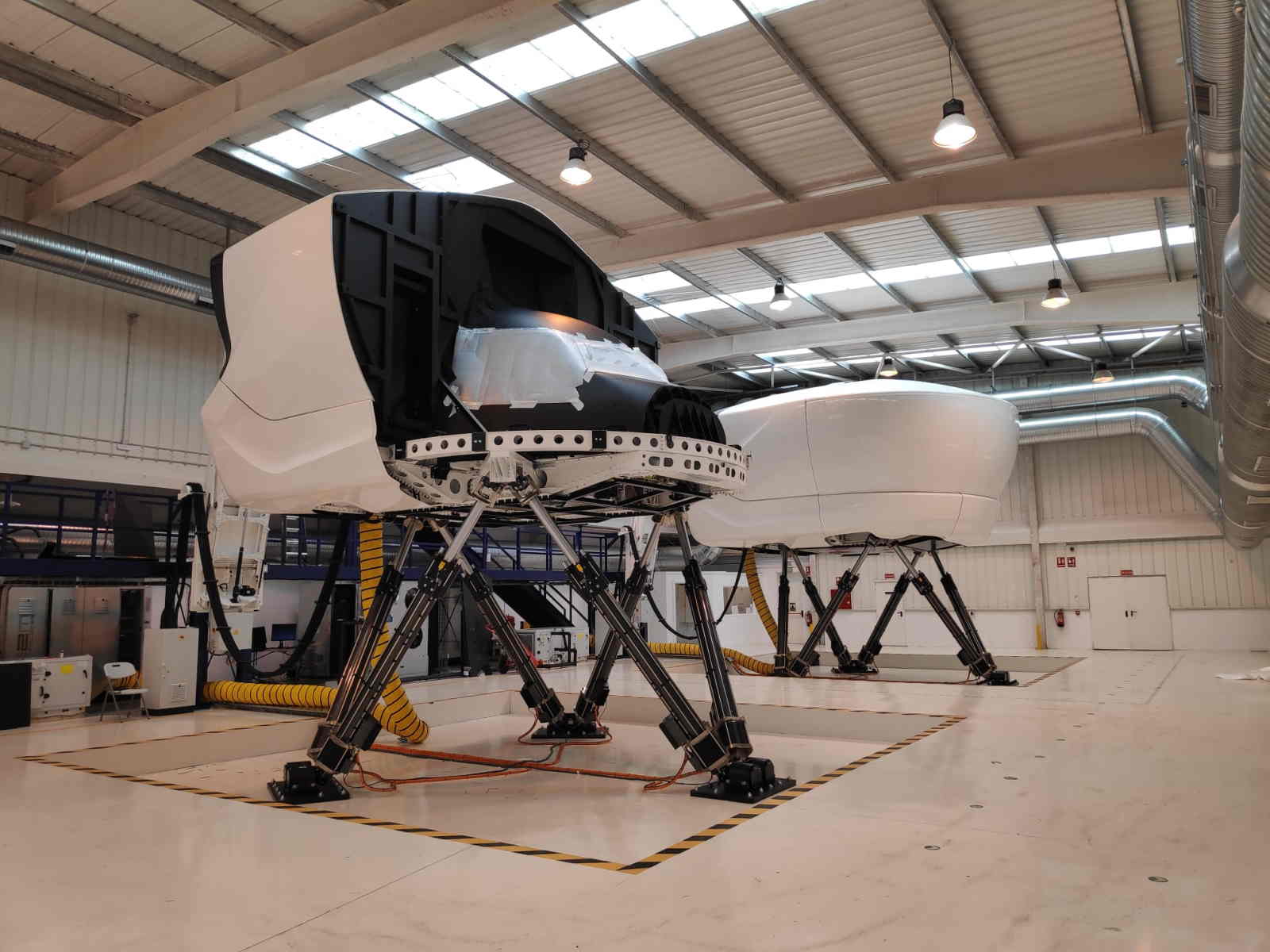 BOOK YOUR COMPANY´S TRAINING IN AFG´S A330 NEO SIMULATOR! - Avenger ...